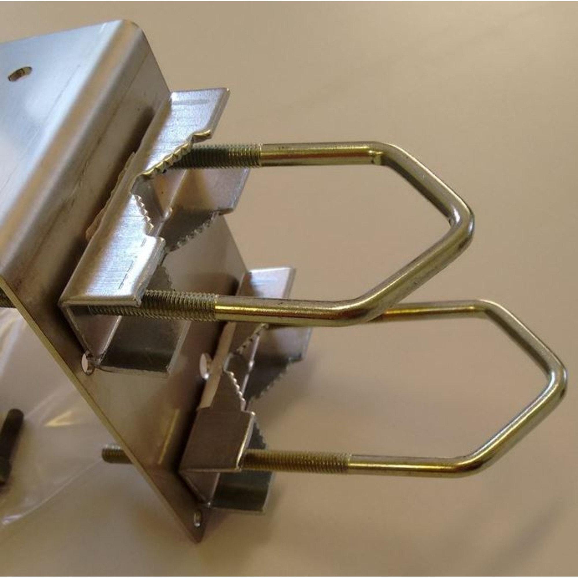 Lunatico Bracket with clamp for mounting weather sensor and anemometer